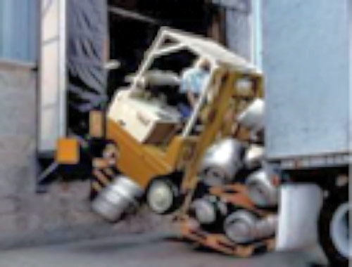 Safety Tip of the Week – Loading Dock Safety – Safety Matters Weekly