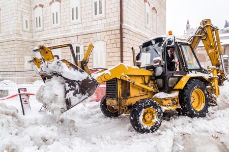 Safety Tip of the Week – Working in Cold Weather – Safety Matters Weekly