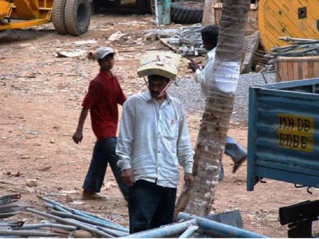 Safety Tip of the Week – Head Protection – Safety Matters Weekly