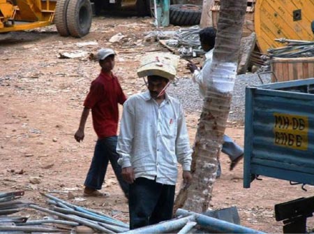 Safety Tip of the Week – Head Protection – Safety Matters Weekly