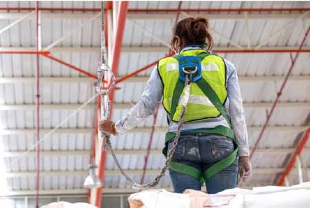 Safety Tip of the Week – Fatal 4: Falls – Safety Matters Weekly